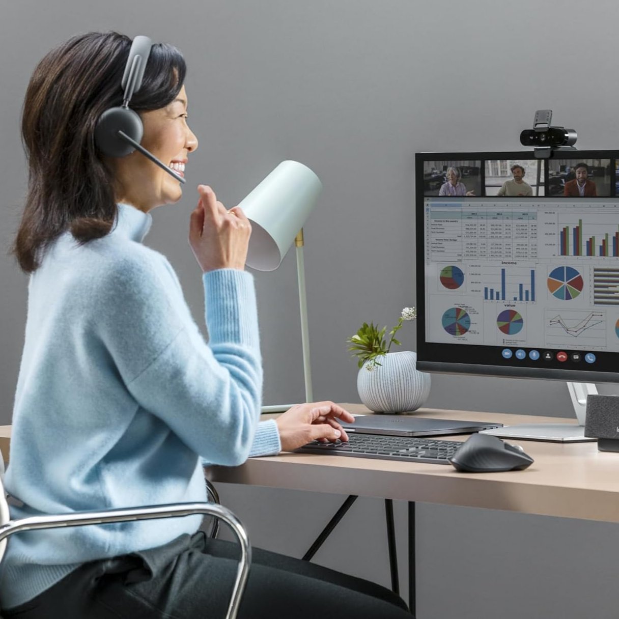 Logitech Zone Wireless 2 ANC Headset With Noise Canceling Mic